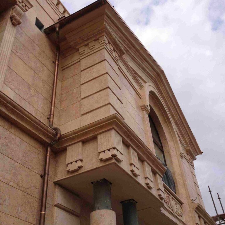 White Limestone Exterior Wall Cladding | Likya Royal Limestone